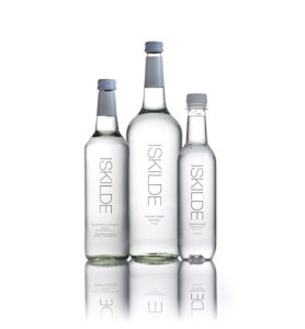 Still water or natural mineral water, which one is better? - Wellnessing