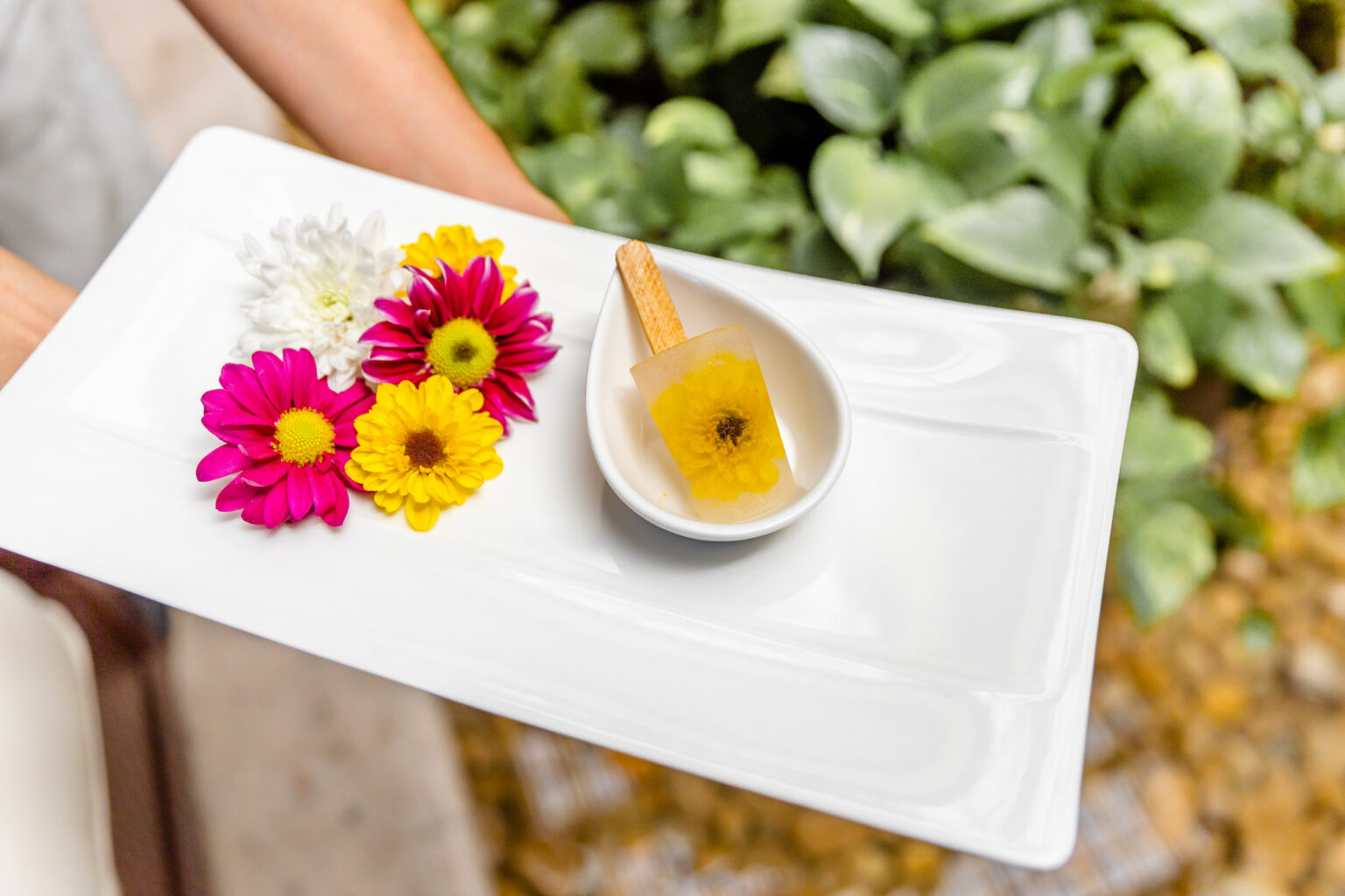 Do you know these popular and exotic edible flowers? - Fork+Knife