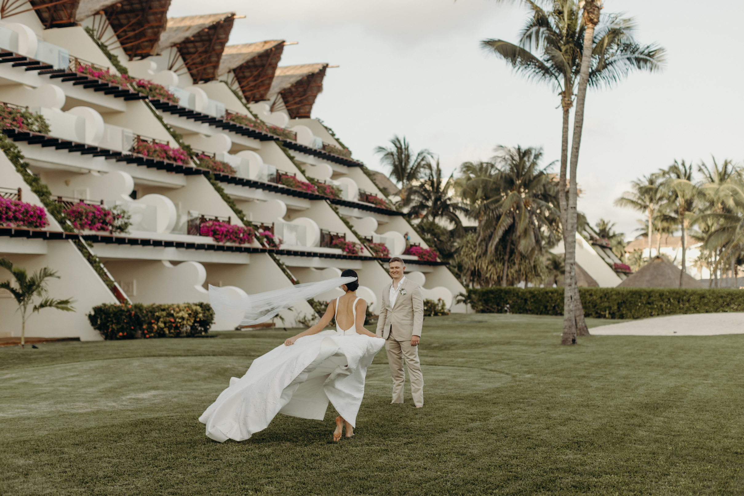 Tips for creating the budget for your destination wedding - Weddings