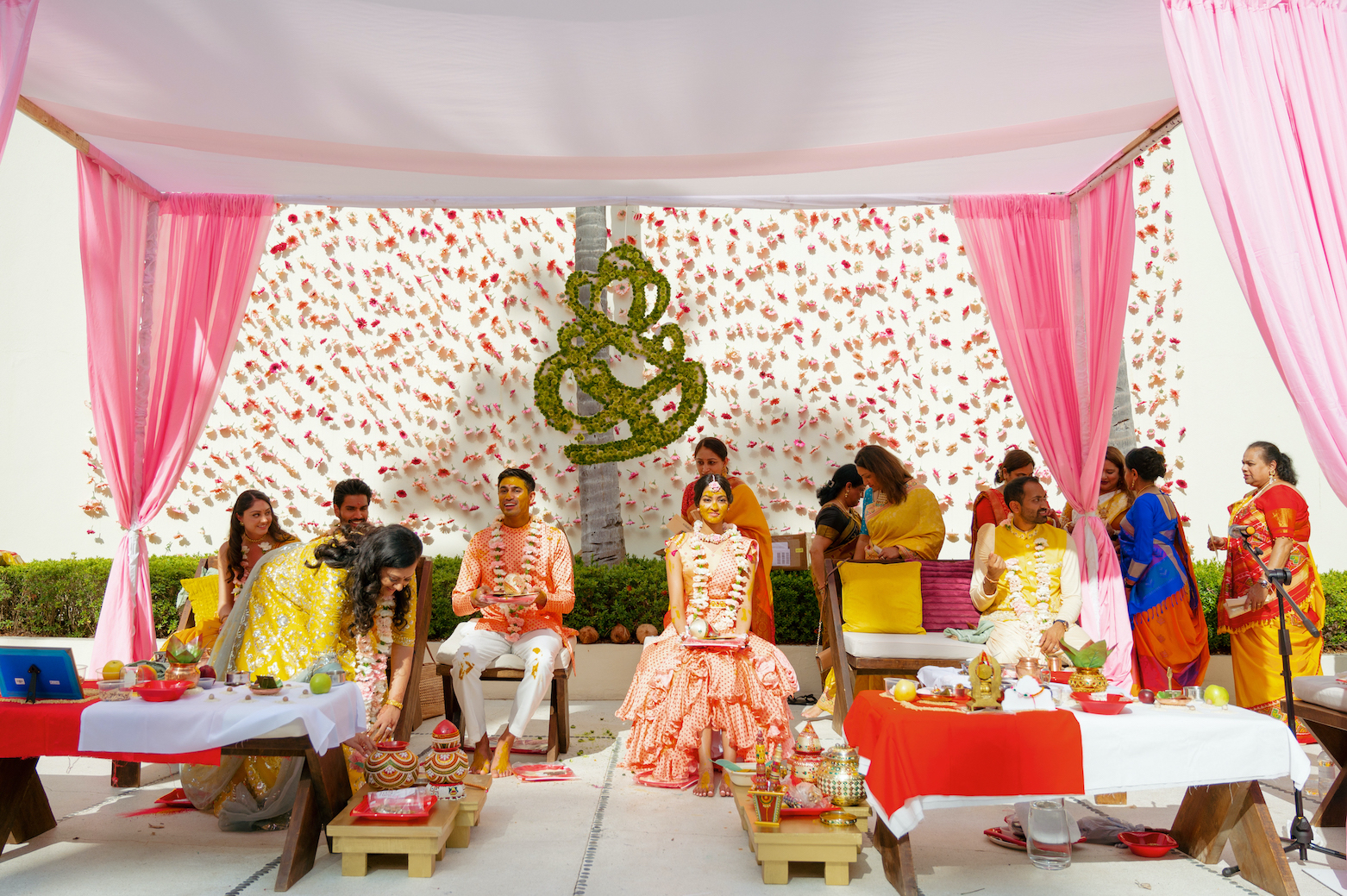 Bodas hindúes en México: tradiciones y lujo frente al mar